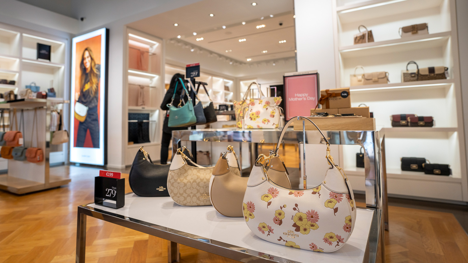 Sale Now On At Coach Outlet Boutique Near London, UK | Bicester Village