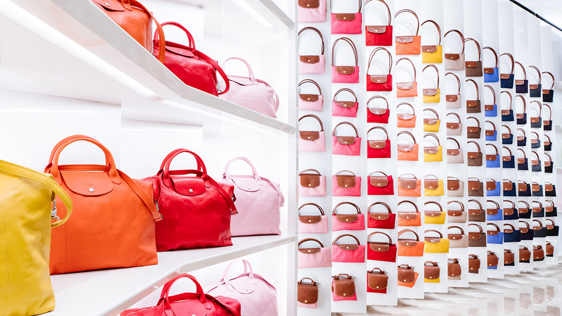 Longchamp Outlet Store UK | Bicester Village
