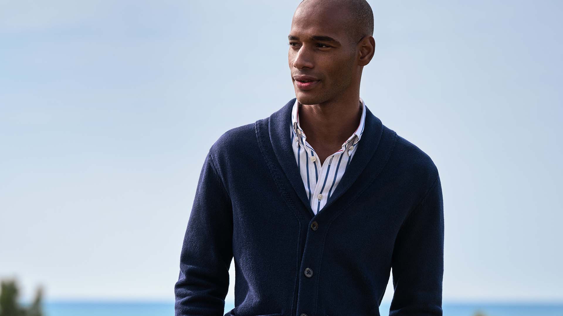 Hackett London Outlet | La Roca Village