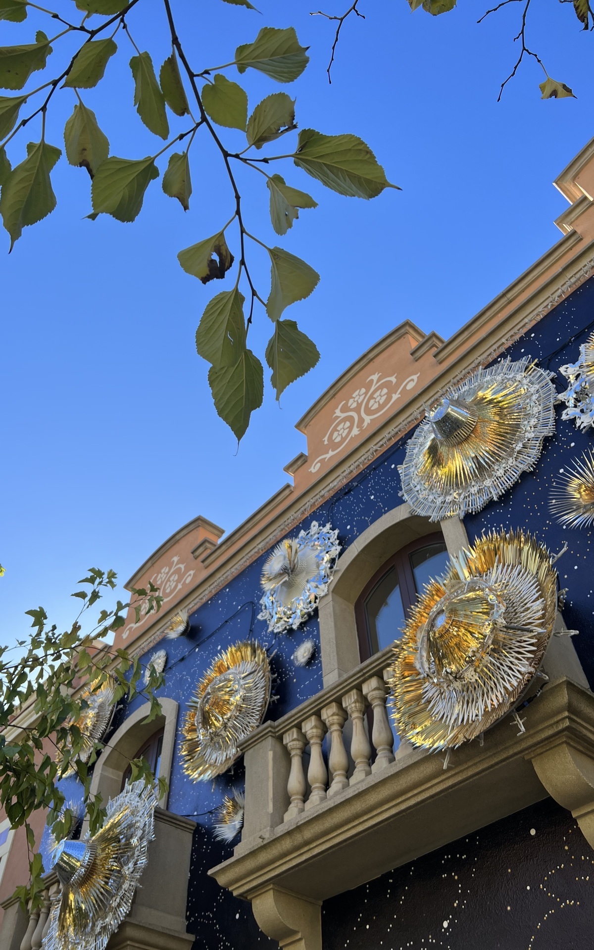 The making of Wanda Barcelona's paper installations | The Bicester ...