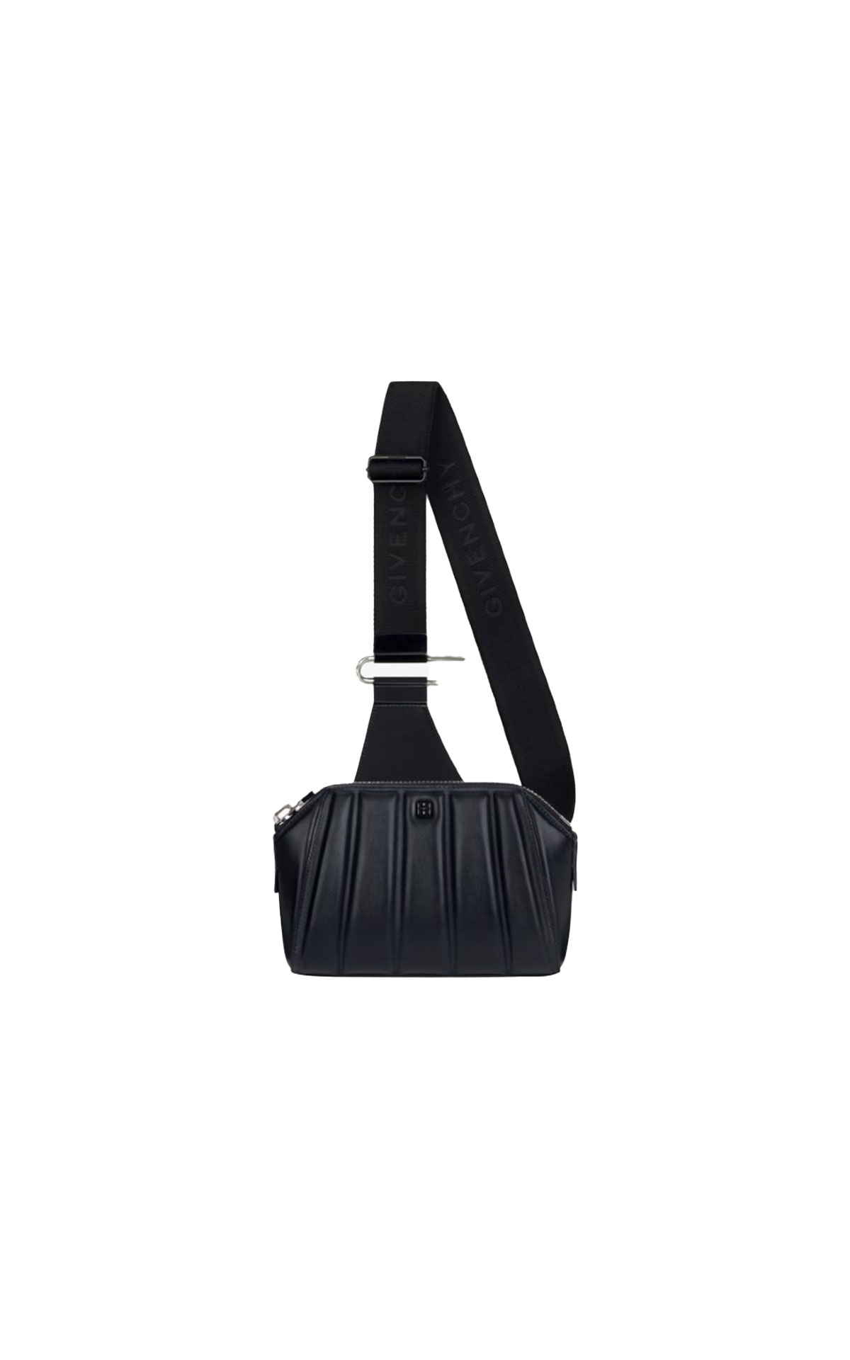 Givenchy Outlet Near London, UK | Bicester Village