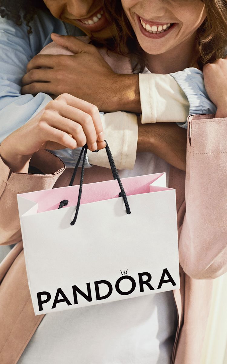 Pandora Outlet Store UK | Charms, Rings & More - Sale Now On | Bicester ...