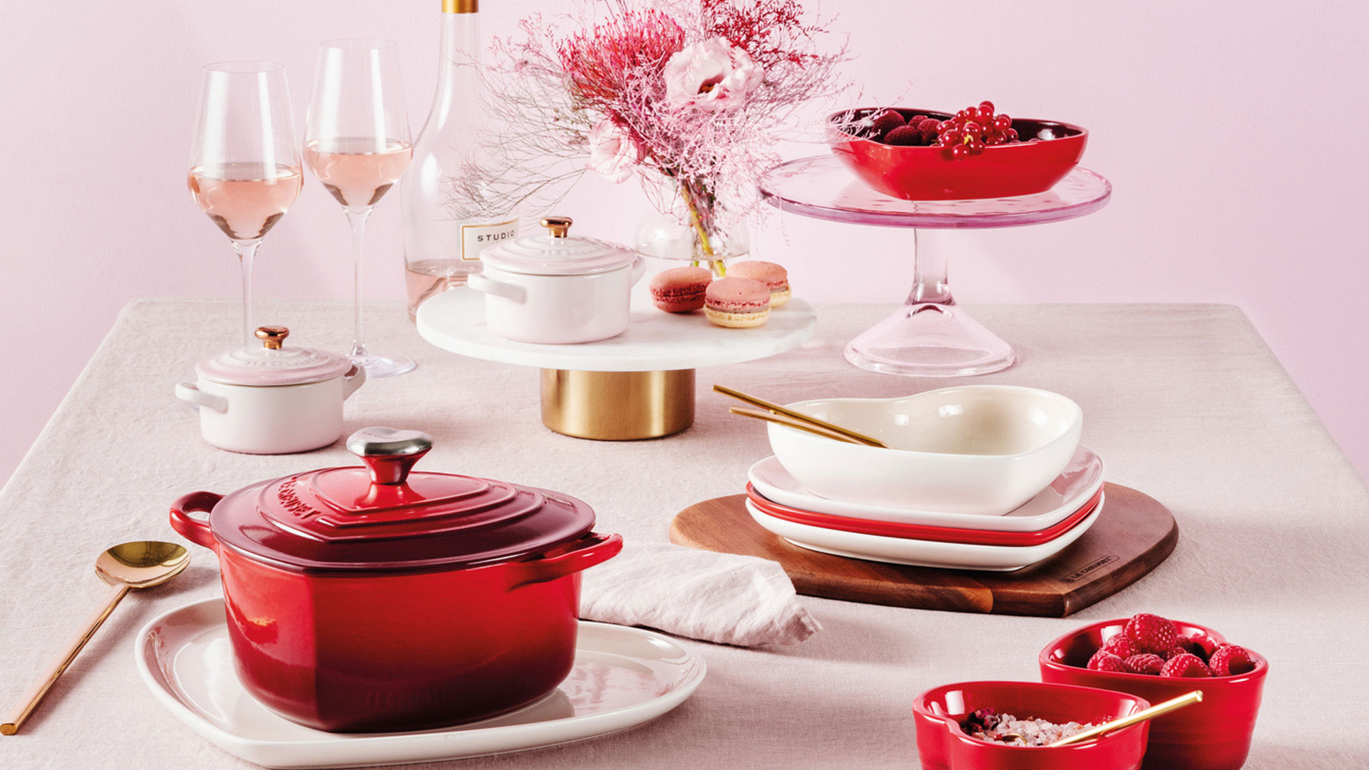 Discover Sale Now At Le Creuset Outlet UK | Bicester Village