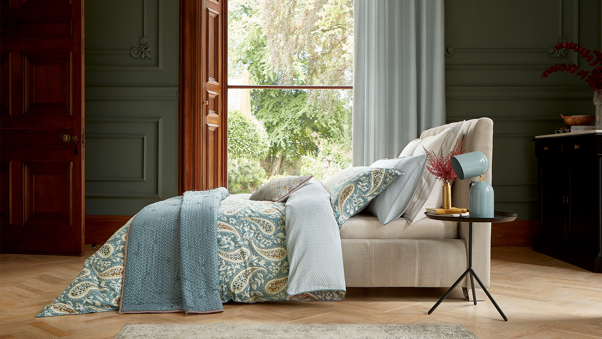 Bedeck Outlet, Ireland | Bedding & Bed Linen • Kildare Village ...