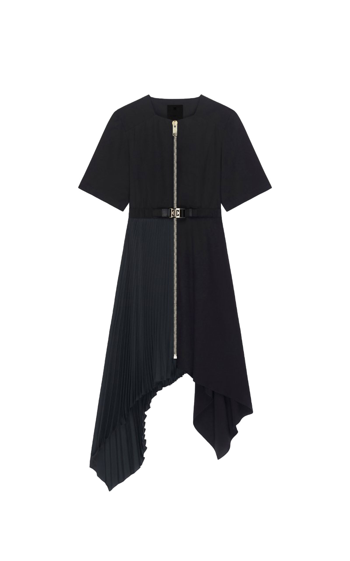 Givenchy Outlet Near London, UK | Bicester Village