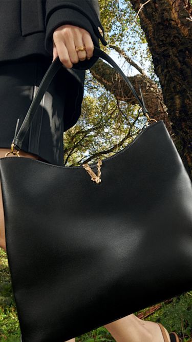 Versace Outlet | La Roca Village