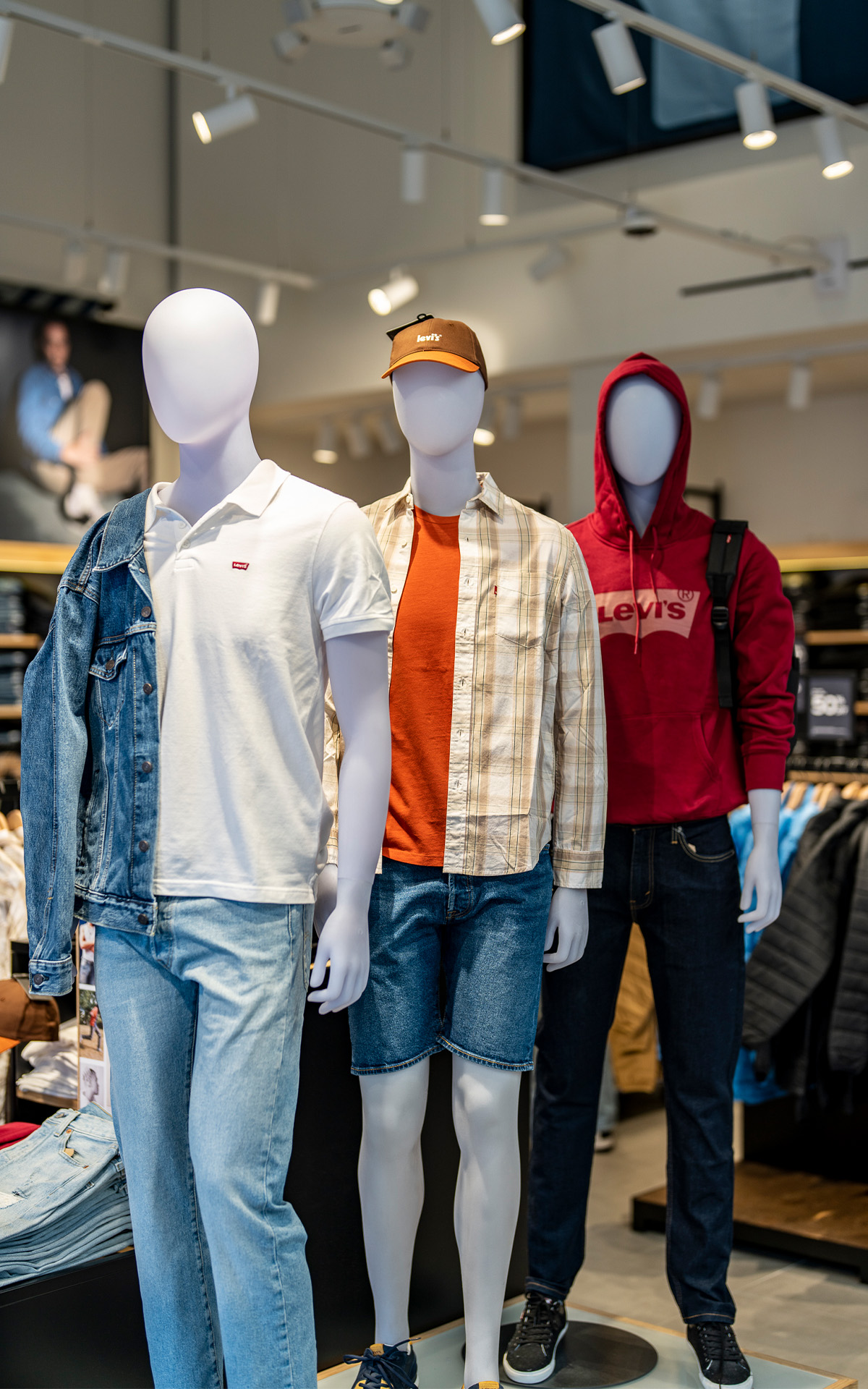 Levis, Jeans & Clothes Outlet Near Dublin, Ireland | Kildare Village